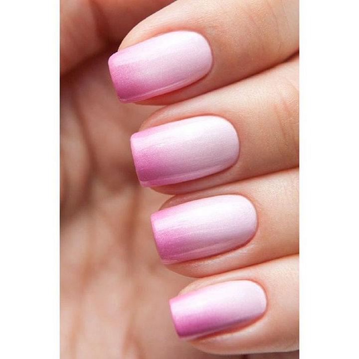 19 Gorgeous Ombré Nails That Bring Gradients To A Whole New Level