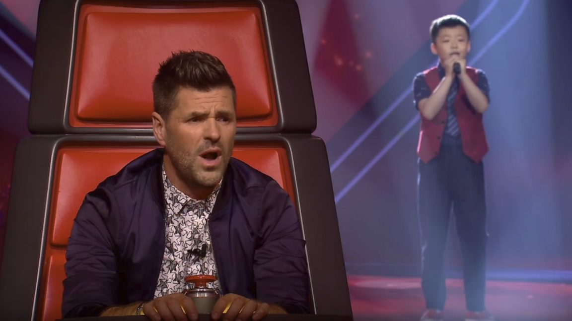 12-year-old Jeffrey Li Performs "Tell Me Why" cover on "La Voix Junior"